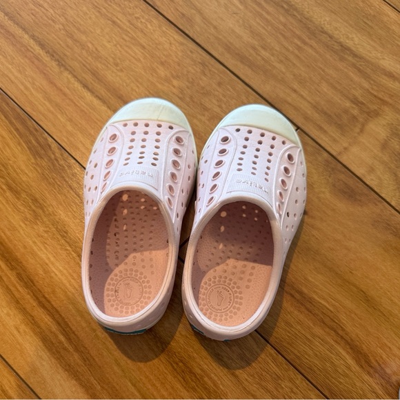 Native | Shoes | Native Kids Water Shoes Light Pink And White | Poshmark
